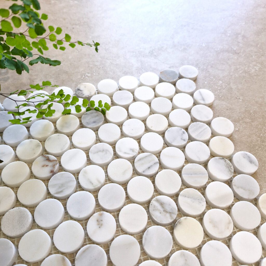 Artemis Calacatta Gold Penny Round Mosaic - Tile Warehouse